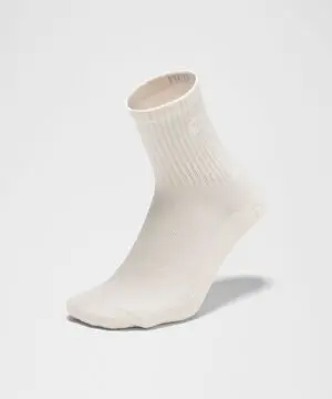 Lululemon Daily Essential Quarter Socks