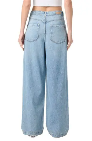 Blanknyc Low Rise Baggy Fit Jeans - Feeling Good