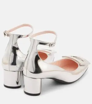 ROGER VIVIER U Look 45 Metallic Leather Pumps - Silver