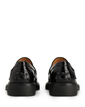 TOD'S Leather Loafer Flats - Black