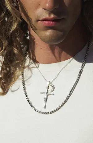 CHILD OF WILD Rhapsody Round Box Chain Necklace