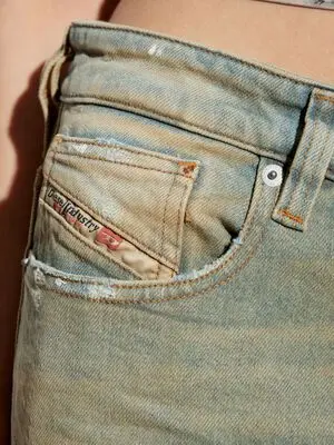 DIESEL® 1988 D-ark Tapered Jeans - Neutrals