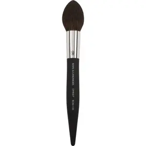 Omnia Brush Contour Beauty Products