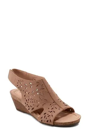 Earth Halin Wedge Sandals - Medium Brown