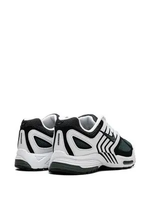 Nike Air Peg 2k5 Sneakers - White