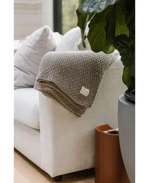 DOMANI HOME Newport Throw Blanket - Taupe