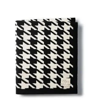 DOMANI HOME Houndstooth Throw Blanket - Black
