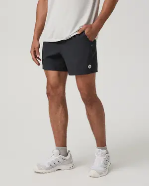 Vuori Kore Shorts 5 Unlined - Charcoal
