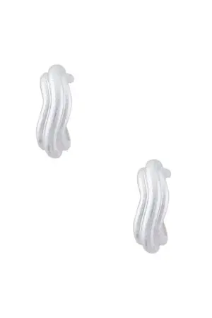 VALERE Wave Earrings