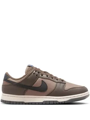 Nike Dunk Low Sneakers - Brown