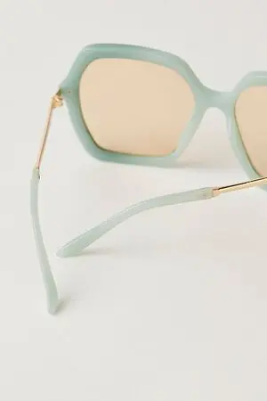 Free People Polly Oversized Square Sunglasses - Matcha Latte
