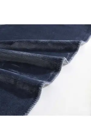 CALVIN KLEIN HOME Modern Reversible Throw Blanket