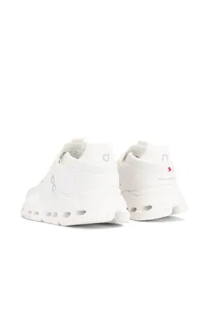 On Cloudnova 2 Sneakers - All White