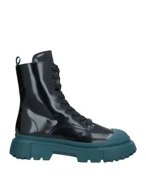 Hogan Lace-up Ankle Boots In Patent Leather