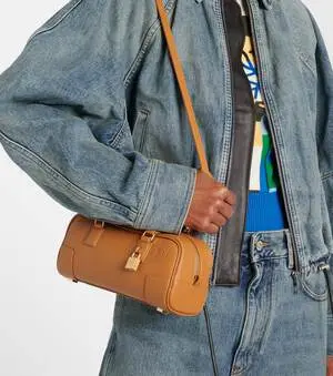 Loewe Amazona 23 Leather Tote