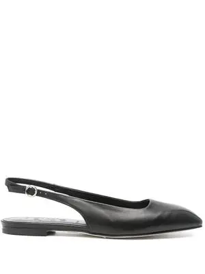 AeydĒ Leather Pumps