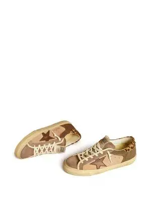 GOLDEN GOOSE Super Star Sneakers - Neutrals