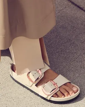 BIRKENSTOCK Arizona Big Buckle High Shine Leather Sandals - Beige