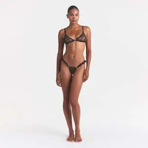 SKIMS Triangle Bralette | White | Small | Stretch Lace - Espresso