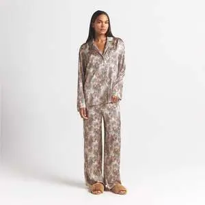 SKIMS Woven Shine Long Sleep Set - Sand Mini Multi Animal