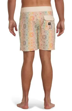 BILLABONG Good Times Pro Board Shorts - Desert Sand