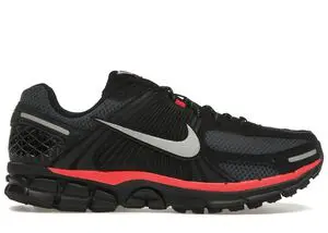 Nike Zoom Vomero Sneakers - Black/metallic Silver