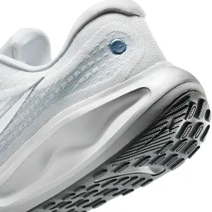 Nike Journey Run Road Running Shoes