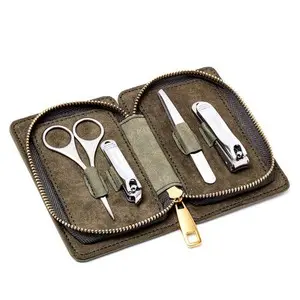 BREED Sabre 4 Piece Surgical Steel Groom Kit - Green