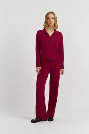 Chinti & Parker Wool Cashmere Blend V-neck Collared Sweater - Cherry