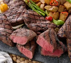 RASTELLI'S 6-oz Sirloin Steaks W/ Himalayan Salt - One-color