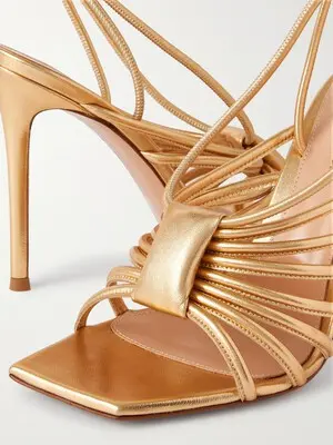 GIANVITO ROSSI Hellen 105 Metallic Leather Slingback Sandals - Gold