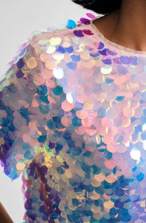 ISAAC MIZRAHI NEW YORK Paillette Sequin T-shirt