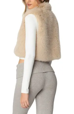 EDIKTED Cassandra Crop Faux Fur Vest