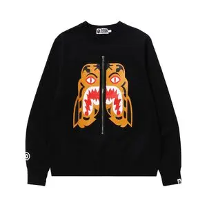 A BATHING APE Tiger Crewneck - Black
