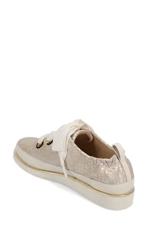 Vaneli Quenda Metallic Sneakers