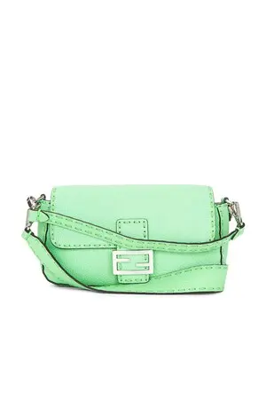 Fendi Selleria Baguette Nm Shoulder Bag - Green