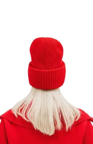 Gigi Pip Merino Wool Chunky Ribbed Beanie - Ruby Red