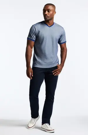 Robert Graham Tipped V-neck T-shirt