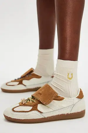 ALOHAS ALOHAS Suede Low-Top Sneakers With Fold-Over Tongue Soft Tan