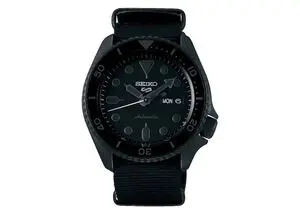 SEIKO 5 Sports Watch