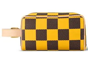 LOUIS VUITTON Locker Dopp Kit Damier Pop - Yellow