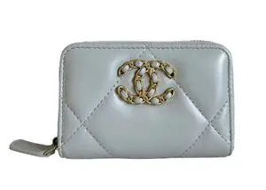Chanel 19 Zipped Coin Purse