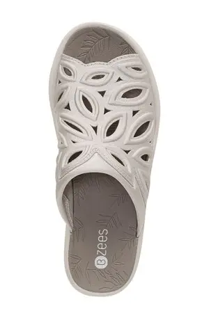 LIFESTRIDE Bzees Susie Slide Sandal - Sand Fabric