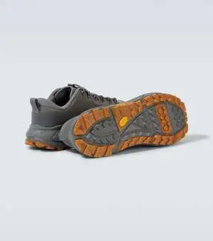 Hoka One One Tor Summit Sneakers