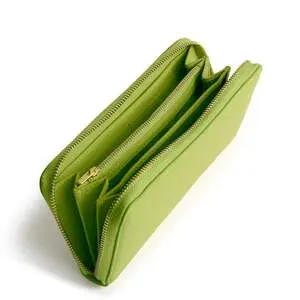 VERA BRADLEY Continental Wallet In Spinach - Green