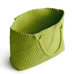 VERA BRADLEY Small Hathaway Tote Bag - Green