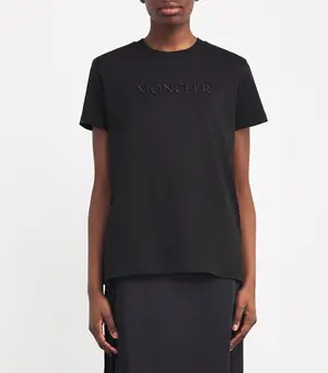 Moncler Embroidered Logo T-shirt - Black