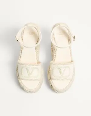 Valentino Garavani Vlogo Torchon Wedge Sandal In Nappa 130mm - Ivory