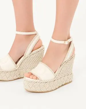 Valentino Garavani Vlogo Torchon Wedge Sandal In Nappa 130mm - Ivory
