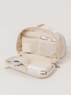 AUGUSTNOA Tech Organizer - Cream